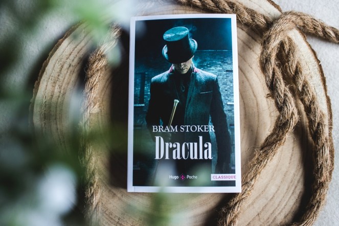Dracula – Bram Stoker – Rowena bookine