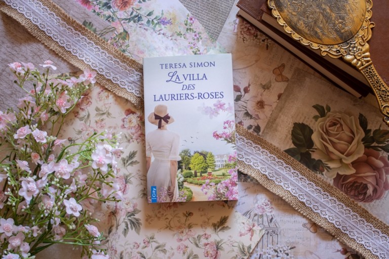 La villa des lauriers-roses – Teresa Simon – Rowena bookine